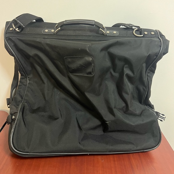 Samsonite | Bags | Samsonite Garment Bag For Men Or Women 3 L 23 W 42 ...